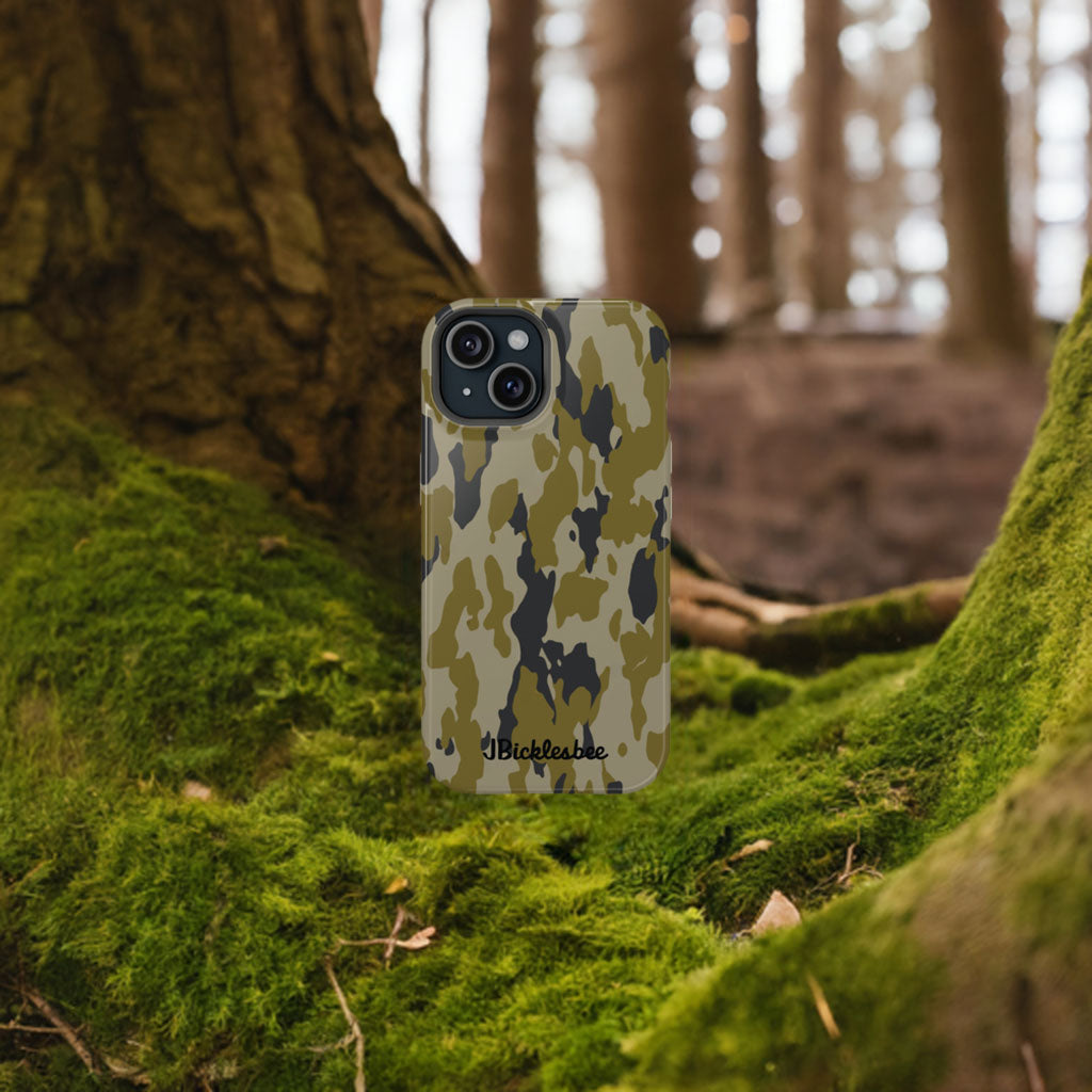 Retro Bark Camo MagSafe iPhone Case | JBicklesbee